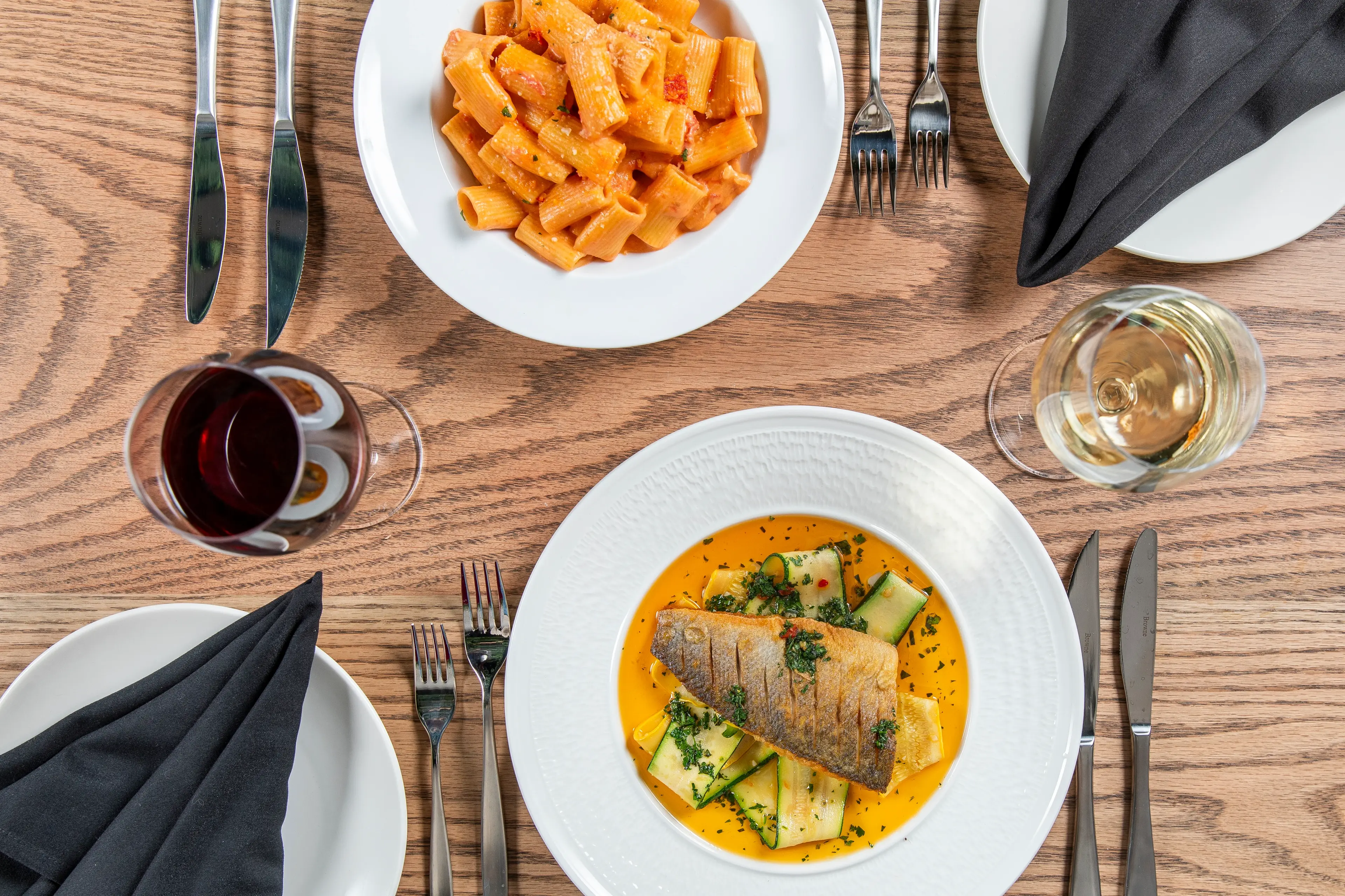 Lobby Restaurant Hamilton Menu - Lunch and dinner in Hamilton